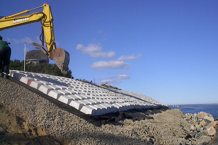 Residential Shorefront Protection | Coastal Engineering Co.